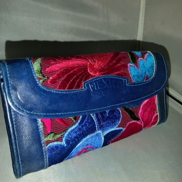 mexico | Bags | Colorful Blue And Red Leather And Embroidery Checkbook ...